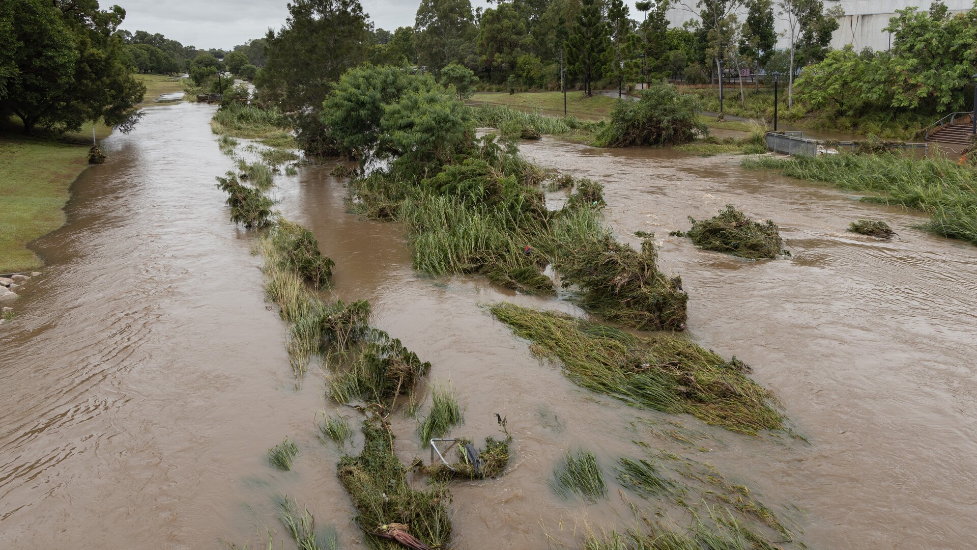 Cyclone threat looms in northern Queensland