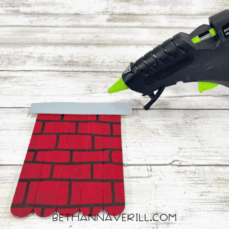 Santa chimney popsicle stick craft