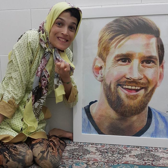 This artist defies disability by drawing with her foot, here are 30 of ...