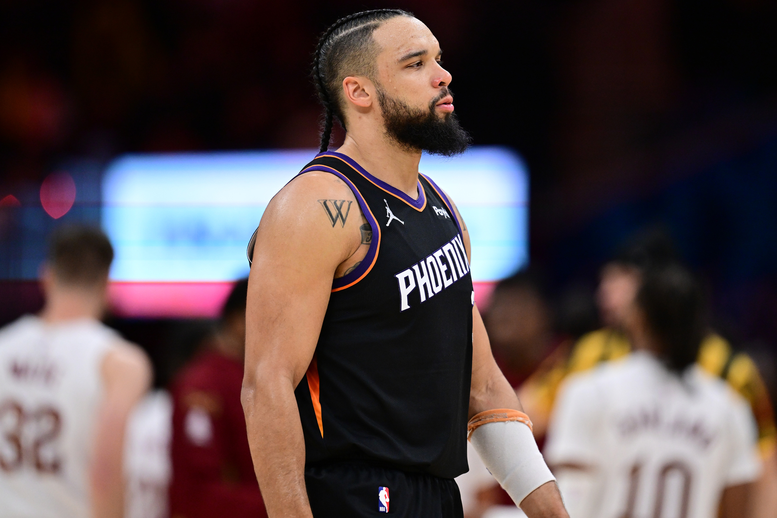 Dillon Brooks kept getting away with rule violation against Thunder