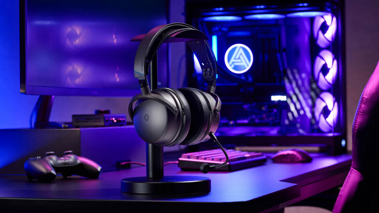 CES 2026: Audeze Maxwell 2 is a planar headset like no other — it has ...
