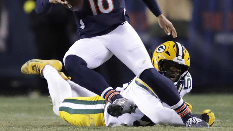 Caleb Williams and Sam Darnold have chance for major NFL playoff milestones