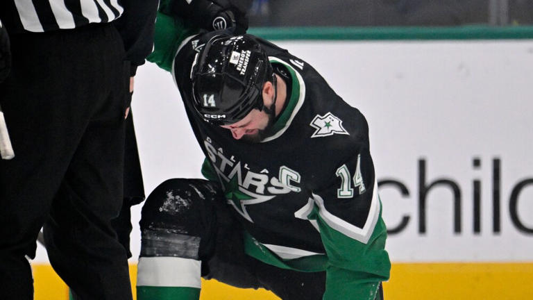 Dallas Stars captain Jamie Benn gets stitches after hitting face on ice ...