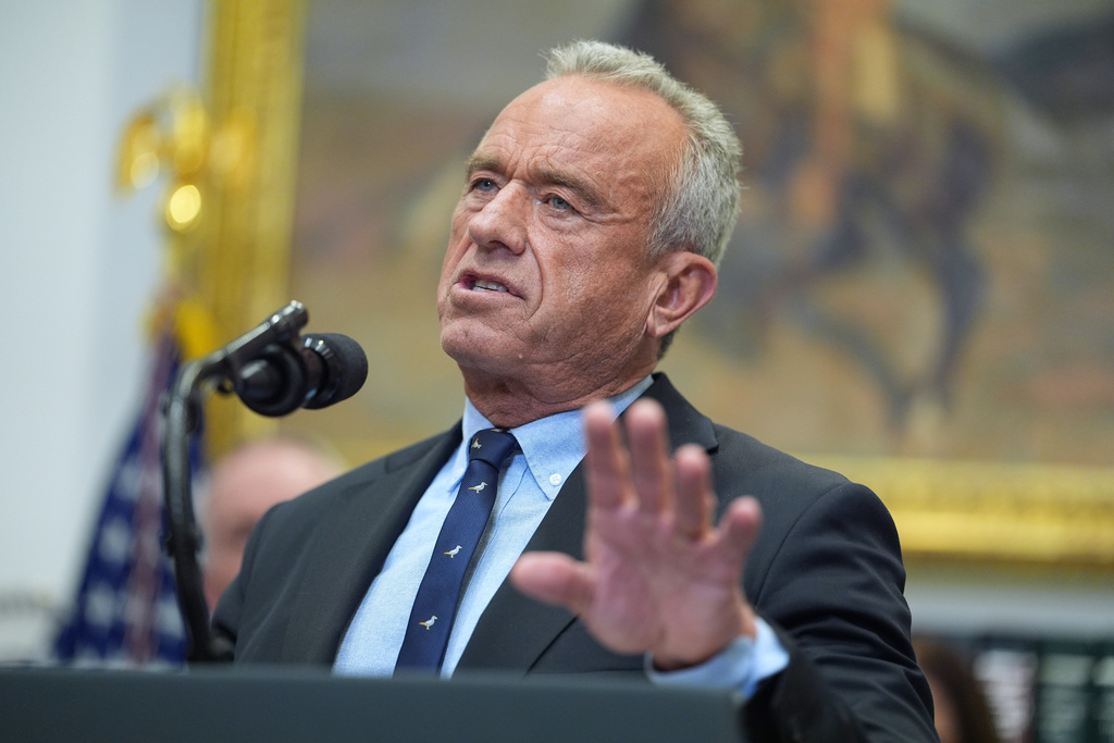 HHS curtails childhood vaccination schedule