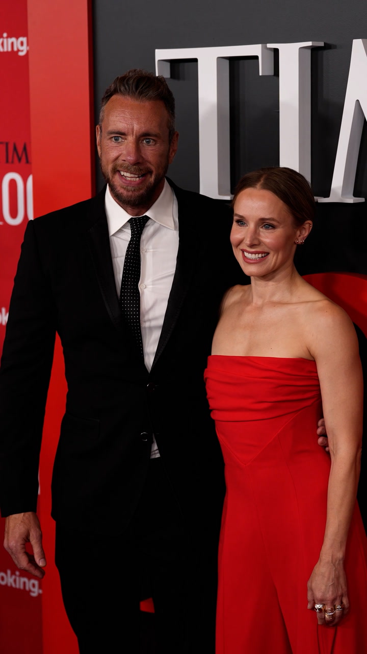 Cher tells Dax Shepard she doesn't know what Kristen Bell sees in him