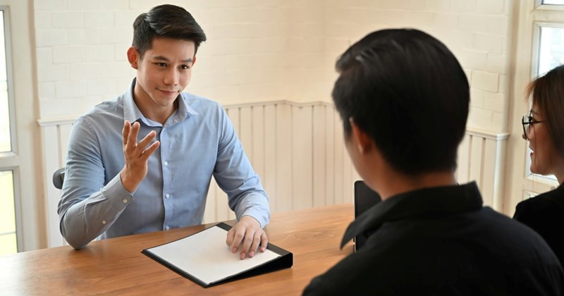 Boss begs for former employee to come back after entire department ...