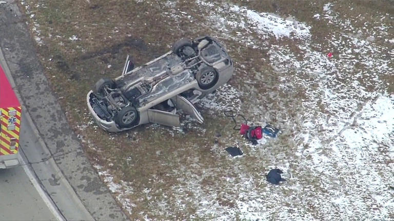 Fatal rollover crash on I-75 closes exit ramp in Wayne County