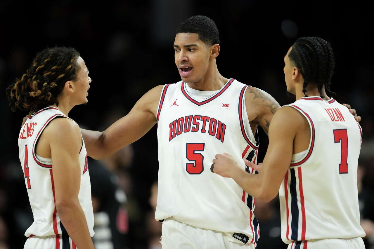 Breaking down UH's No. 7 ranking in Associated Press basketball poll