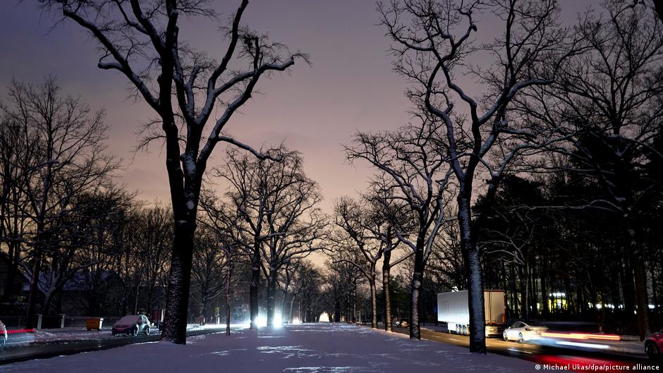 Berlin blackout: How dangerous are left‑wing extremists?