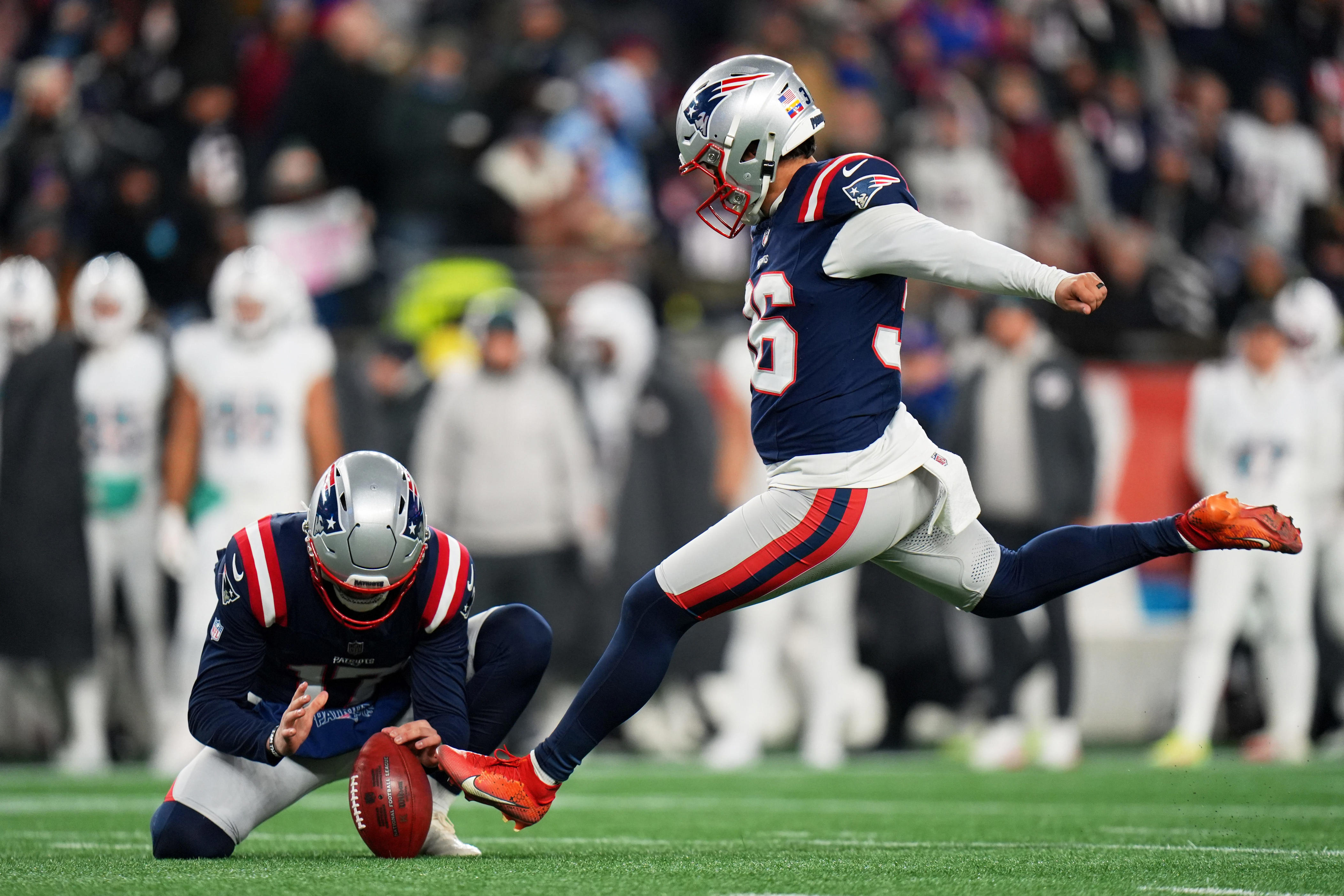 Watch: Patriots K Andy Borregales kicks career-long NFL field goal