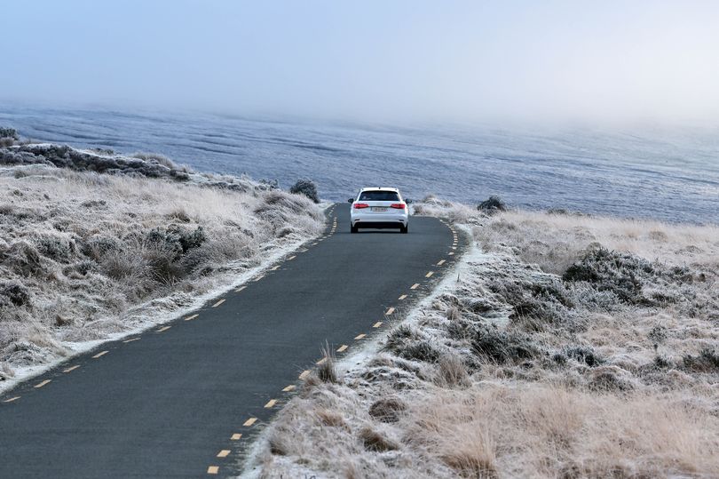 Ireland looks stunning in grip of big freeze as temperatures drop again
