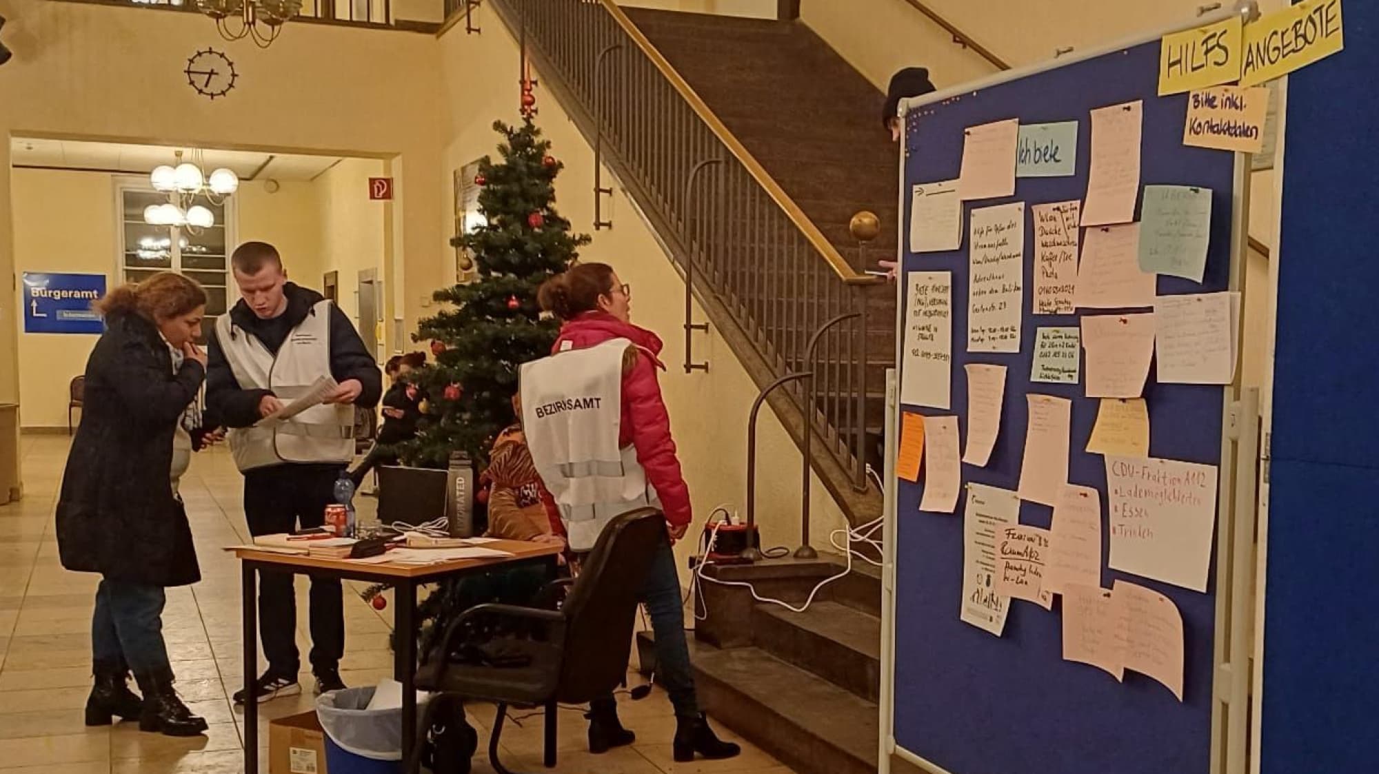 Stromausfall in Berlin: Berliner öffnen ihre Wohnungen für Menschen in Not