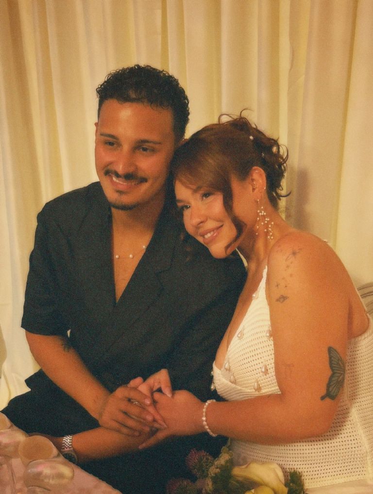 Jesaaelys Marie, hija de Daddy Yankee, se casa en una lujosa boda sin ...