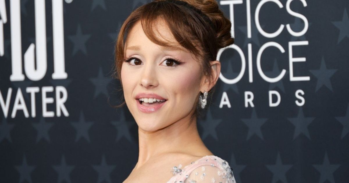 Ariana Grande's Alberta Ferretti ballgown is straight out of a fairytale