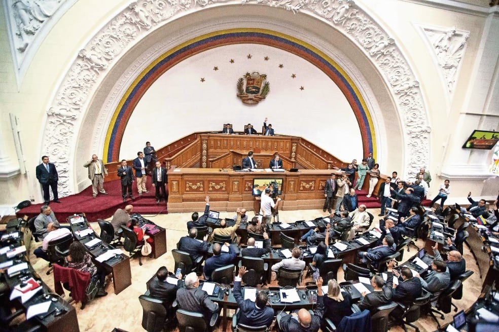 Delcy Rodríguez jura como presidenta encargada de Venezuela ante el ...