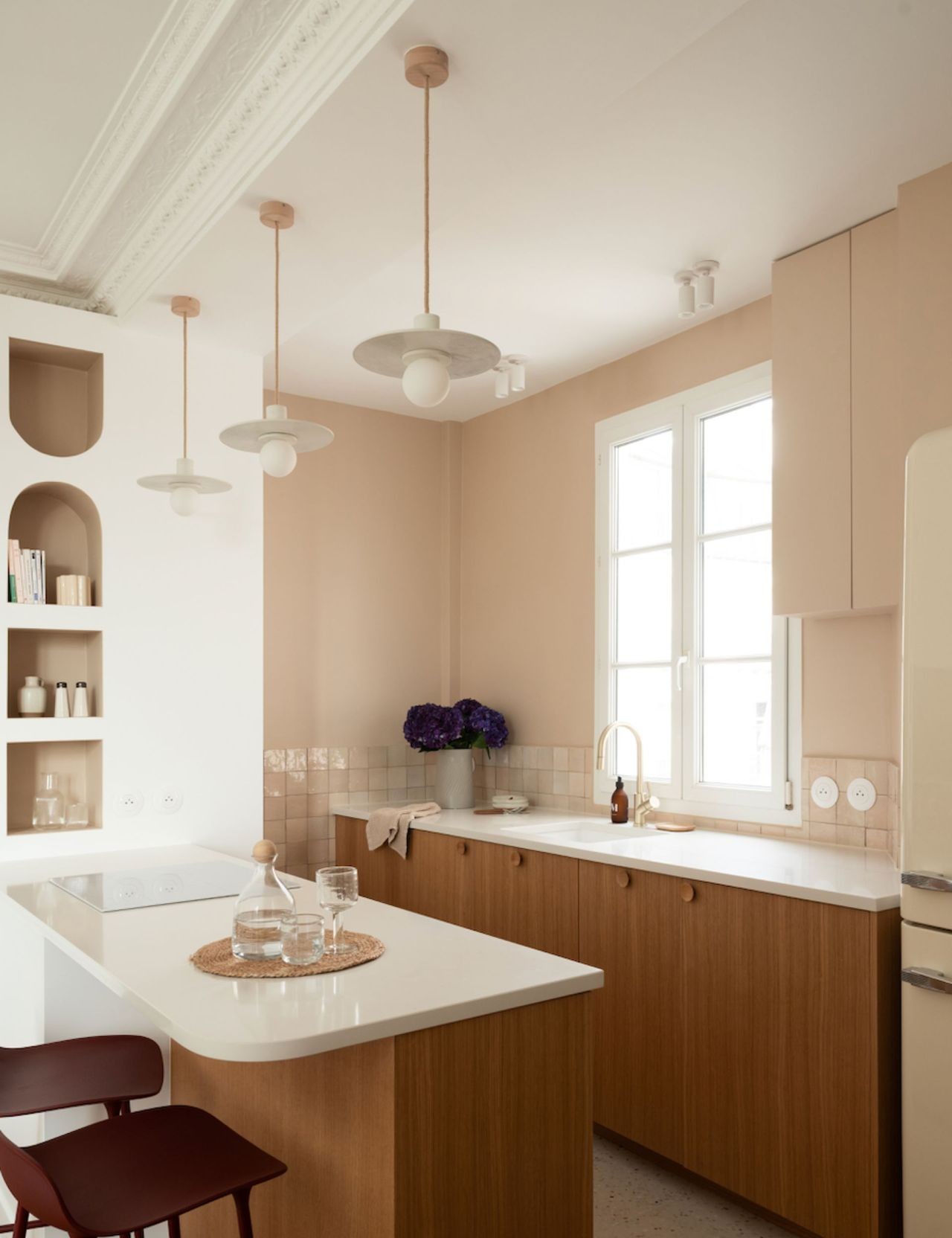 9 idées d’architectes pour aménager une cuisine avec des niches ouvertes