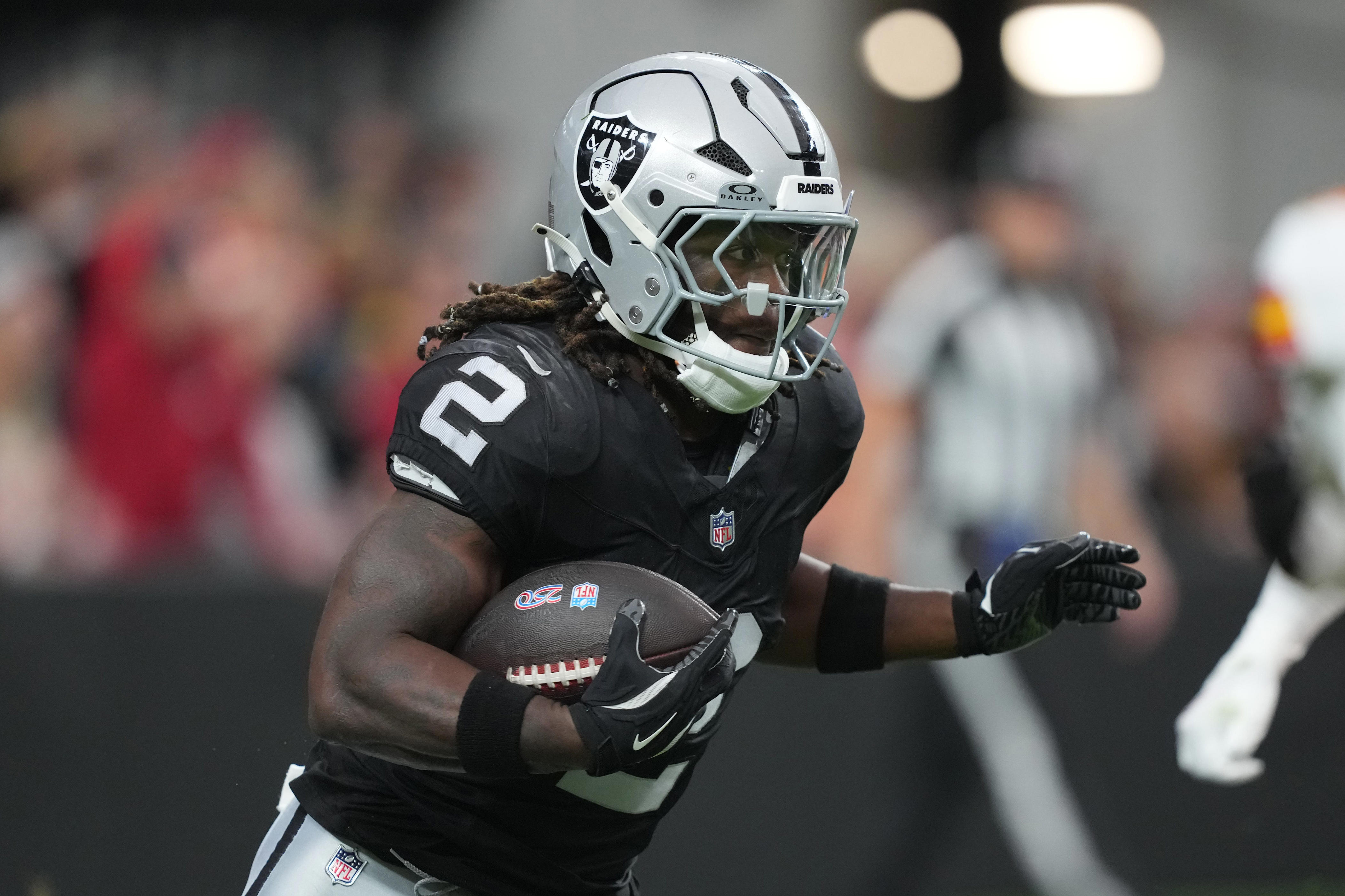 Raiders RB Ashton Jeanty named to PFWA All-Rookie team