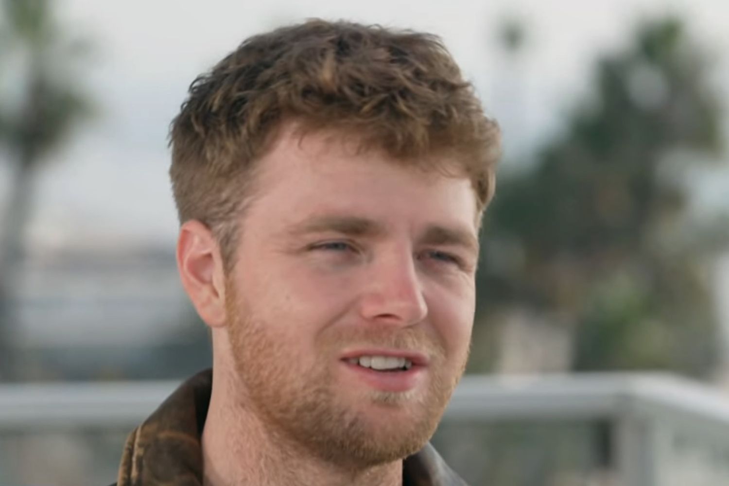 Alex Warren reflects on life before 'ordinary' fame as a 'chubby white ...