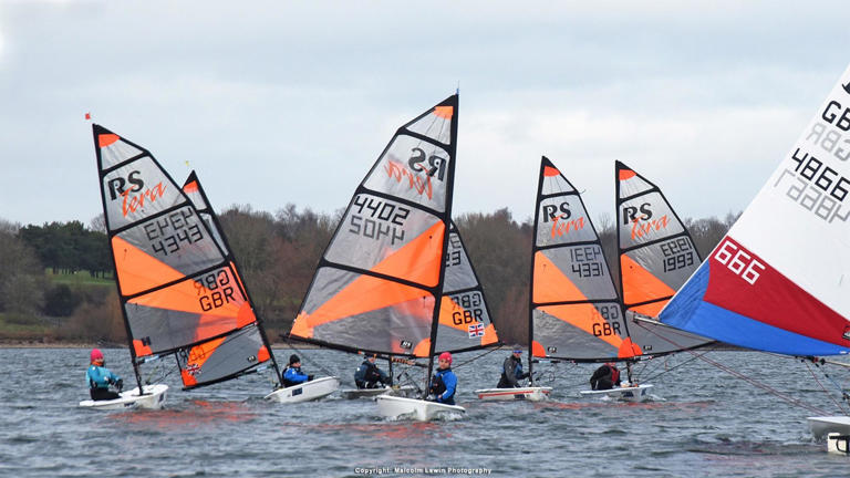 Young sailors compete for honours at Draycote Water