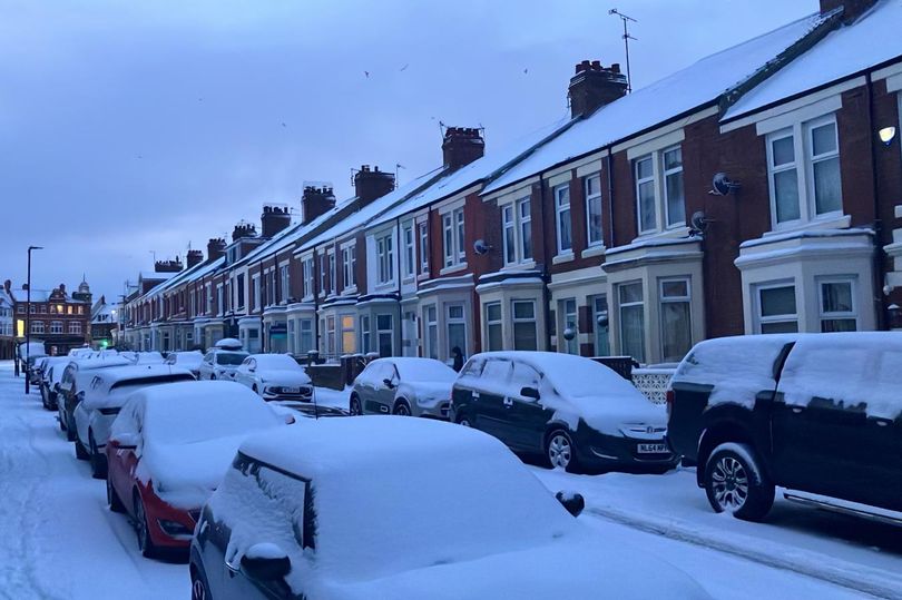 Check schools closed in Lancashire as Met Office forecasts more snow