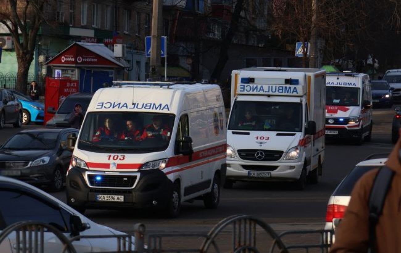 Russian drones hit humanitarian aid site in Ukraine's Kherson region ...
