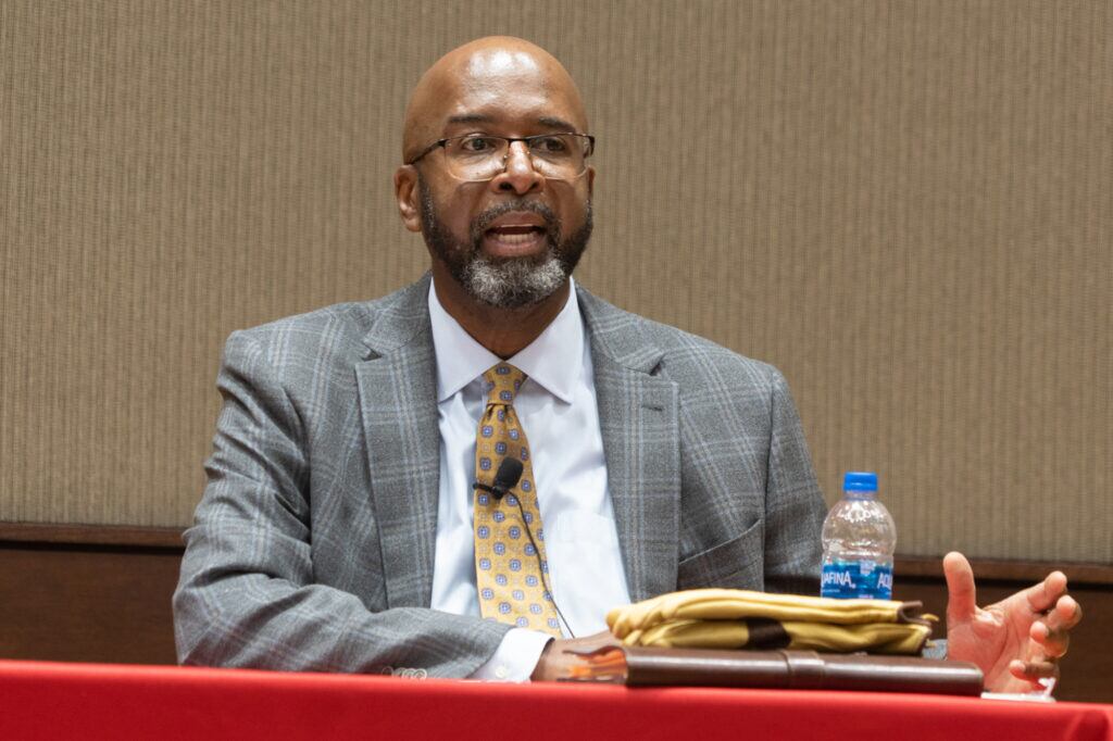UNL chancellor Rodney Bennett to resign on January 12