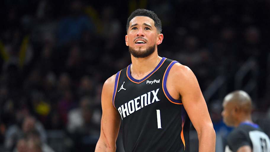 Devin Booker stat proves he needs the ball even amid shooting struggles