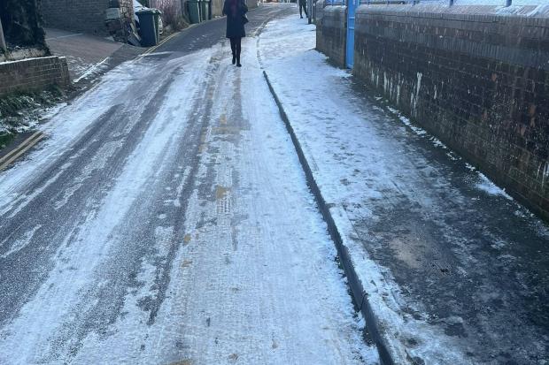 Council slammed for icy conditions after children 'go flying' outside ...