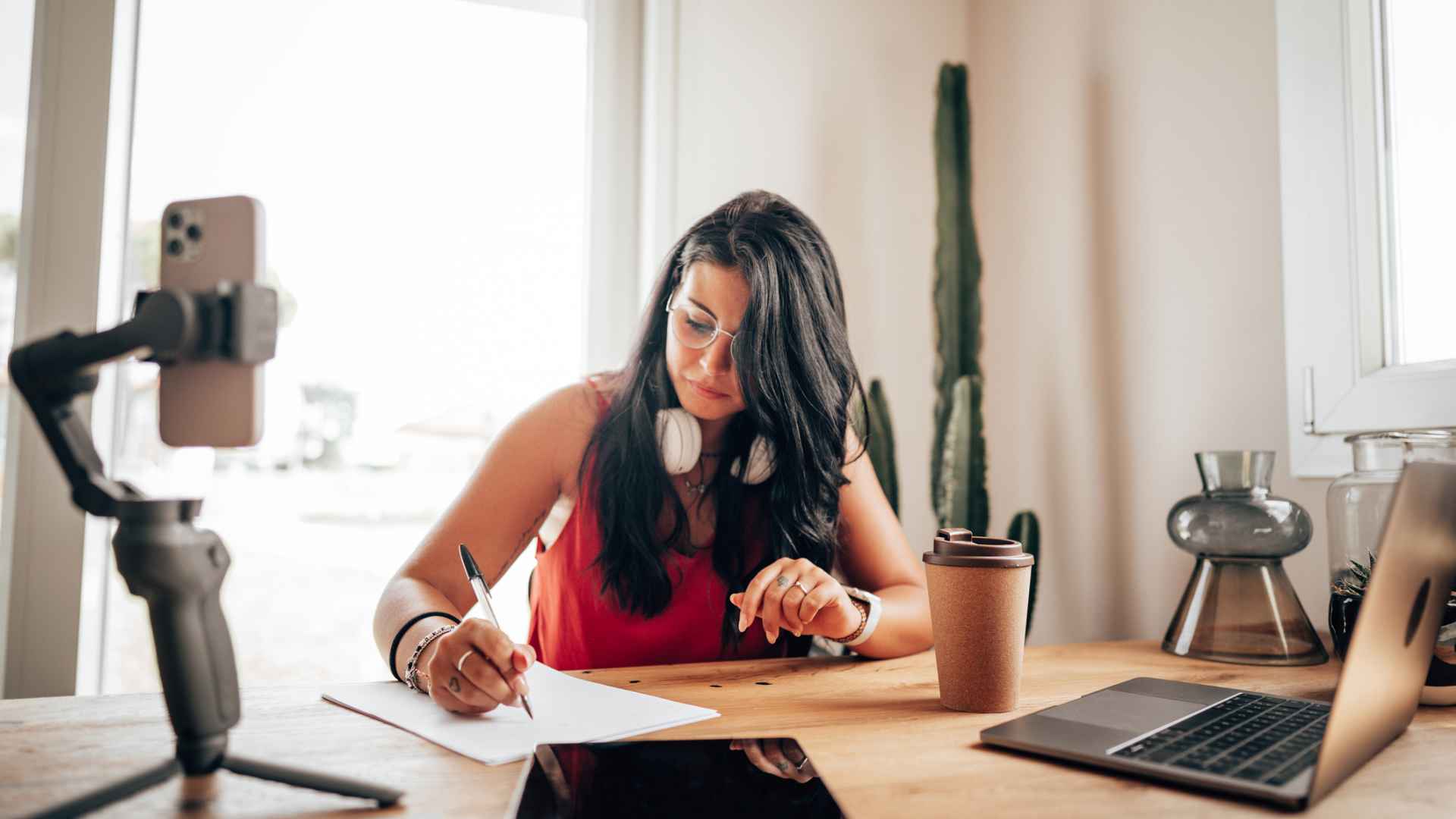 Over half of Gen Z work a side gig: 8 best options for this generation