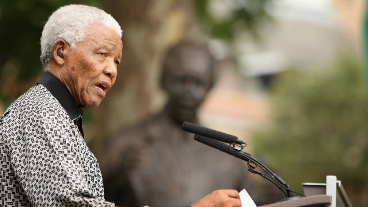 Retro: Old Nelson Mandela's video reignites debate on US imperialism ...