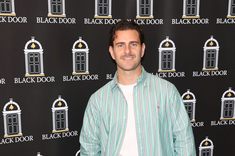 Inside Eric Roberts family life with wife and son, dream Donegal home ...