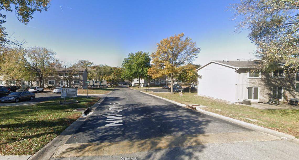 Couple, son found shot to death in Riverside townhouse after open-line ...