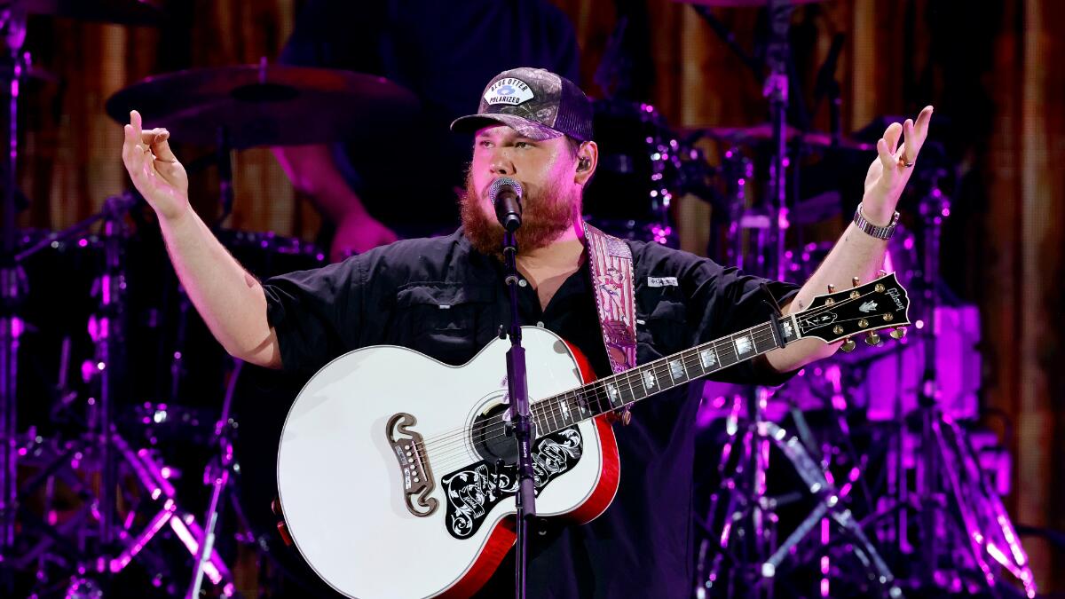Luke Combs stirs eagerness for new era with his latest sneak peek — watch