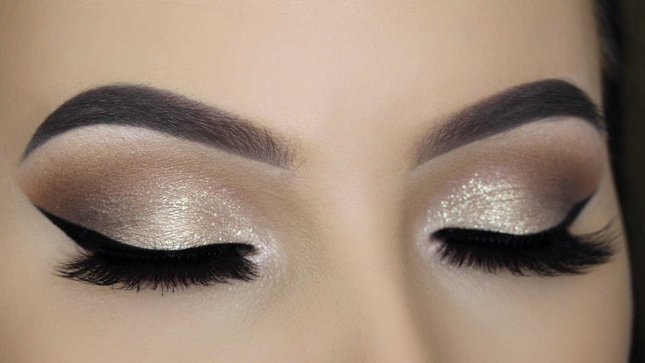 Soft gold glitter eye makeup tutorial