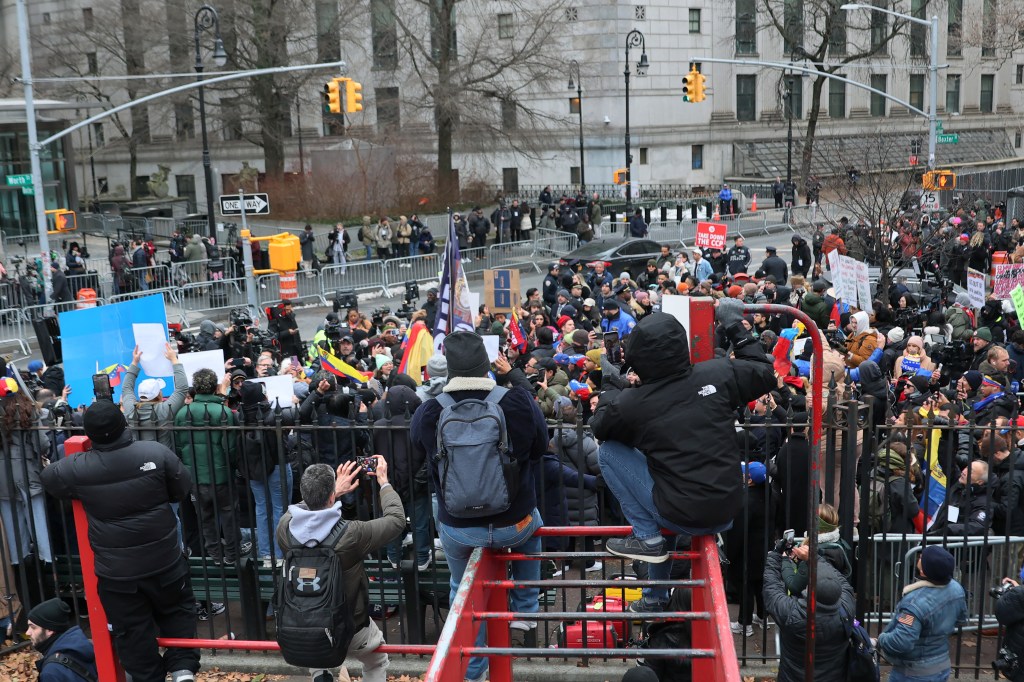 As Ousted Venezuelan Leader Nicolas Maduro Pleads Not Guilty, Networks ...