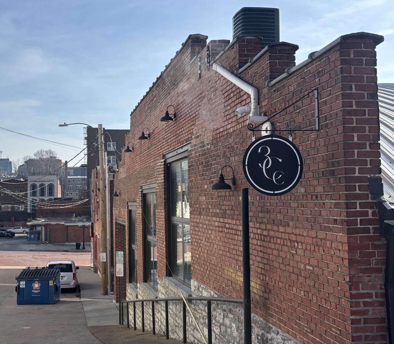Local flea market 3 Charming Chicks to close in May after 13 years