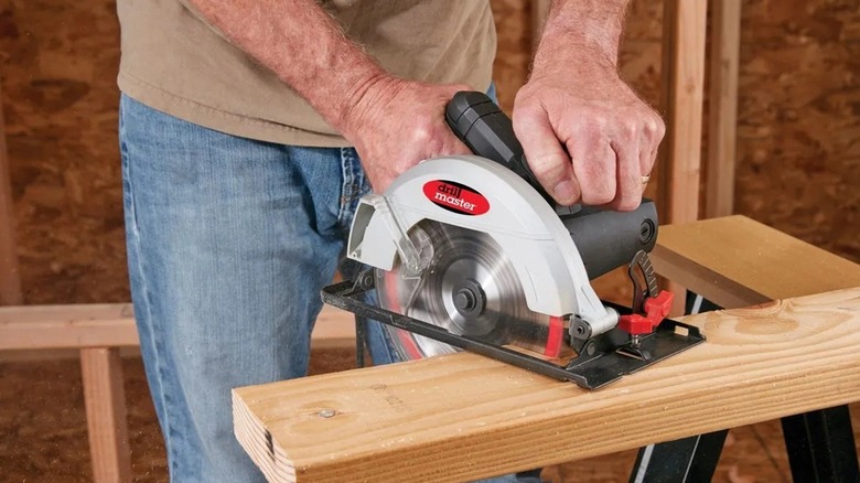 Customers are loving this affordable Harbor Freight saw