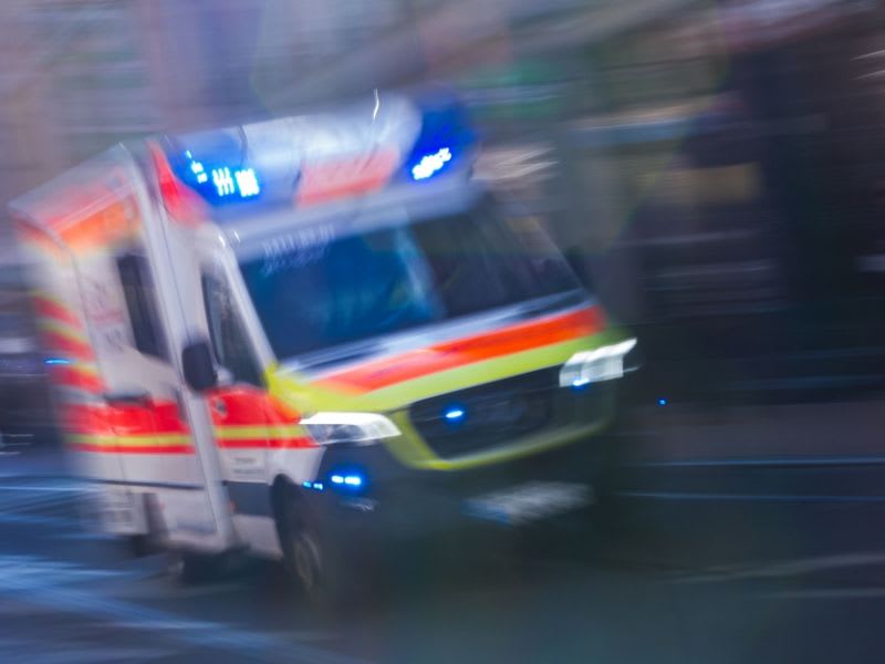 Polizei-News MG-Rheydt, 05.01.26: Vorfahrtsmissachtung führt zu ...