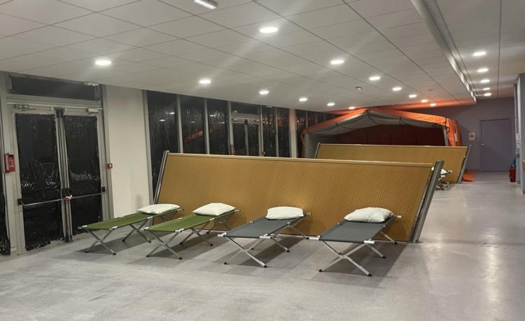 Personnes à la rue : le centre d’hébergement reste ouvert et les ...