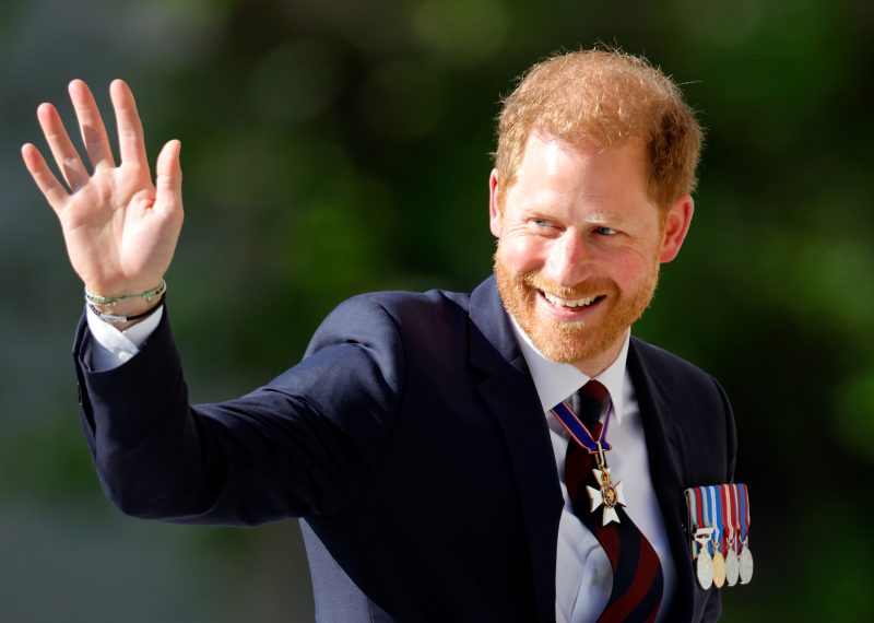 Prince Harry to regain UK security, clearing path for a family visit ...