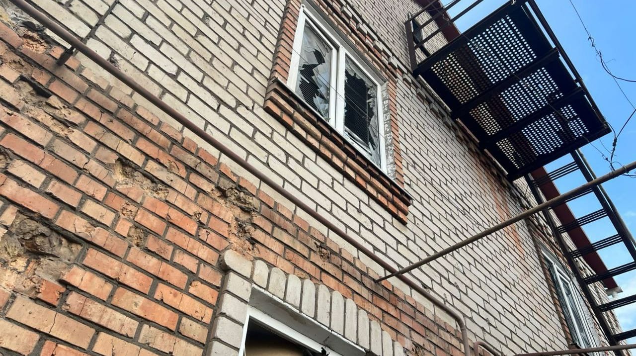 Russian attacks injure four civilians in Dnipropetrovsk Oblast ...