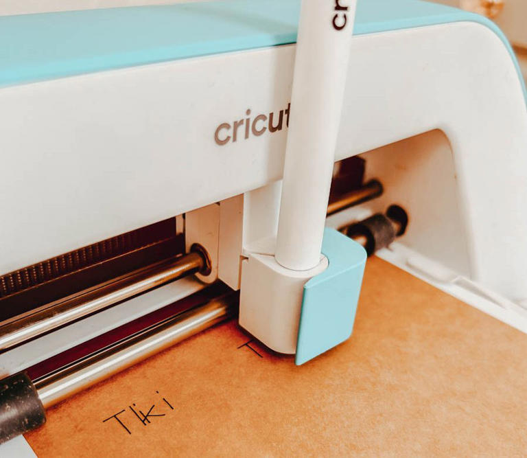 The Cricut Joy vs Cricut Joy Xtra: Which Cricut machine is best?
