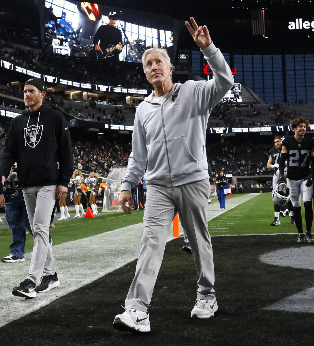 Graney: Raiders never got any better under Pete Carroll