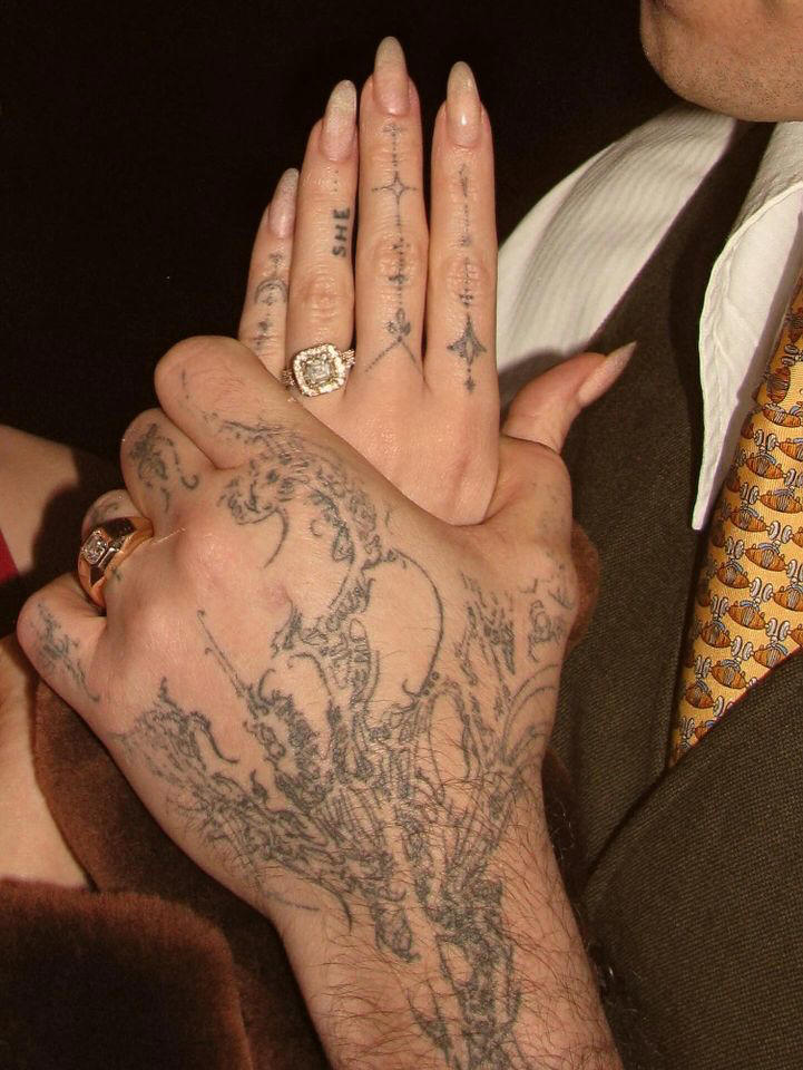 Dove Cameron's mom celebrates her daughter's engagement to Damiano ...