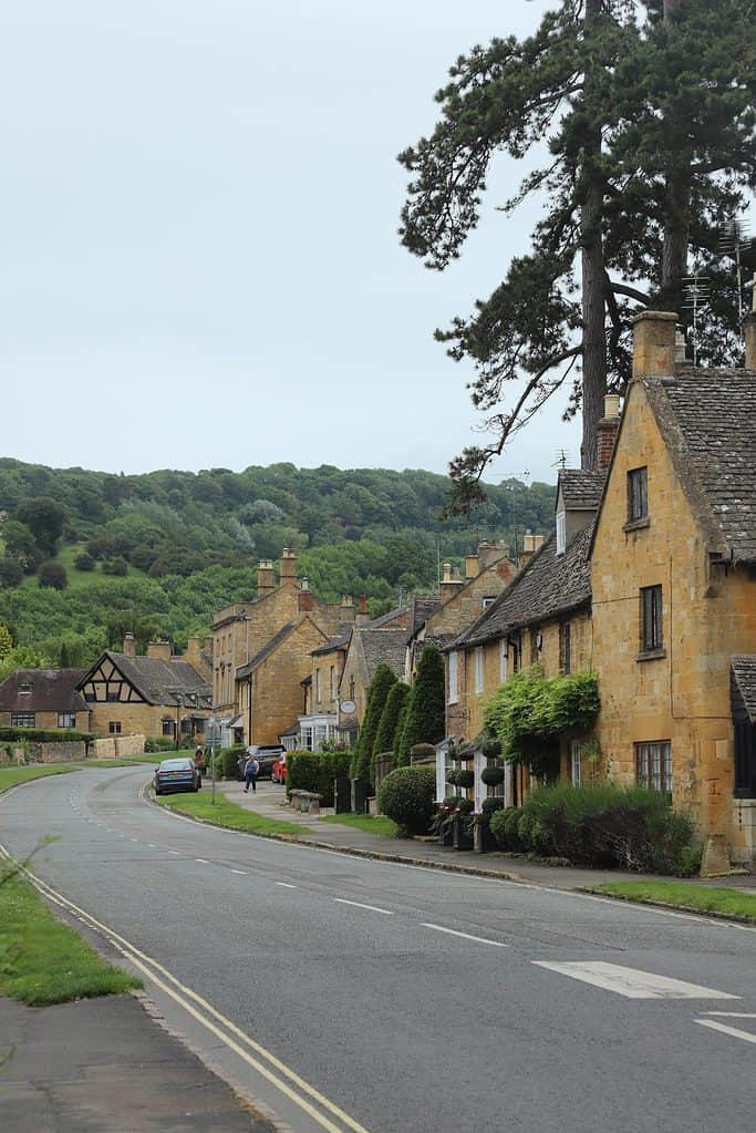 15 most beautiful places in the Cotswolds (bring your camera... you'll ...