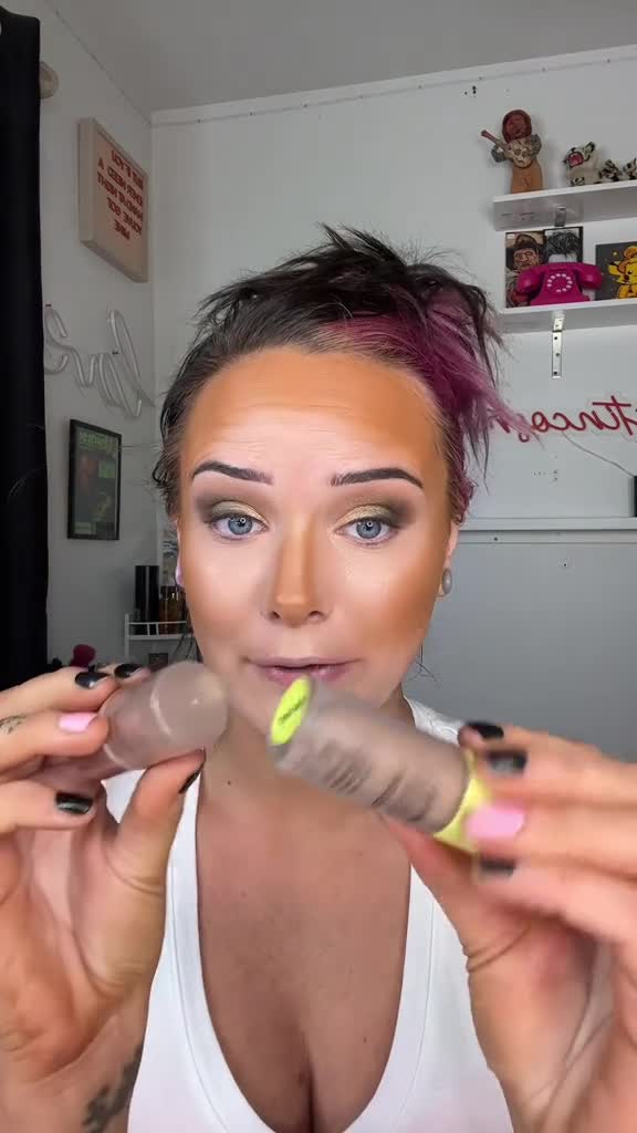 Contour vs bronzer how to finally tell the difference