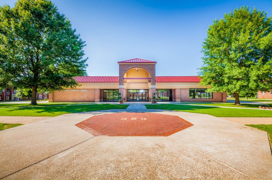 Oklahoma basketball coach on leave for rest of season after player’s death