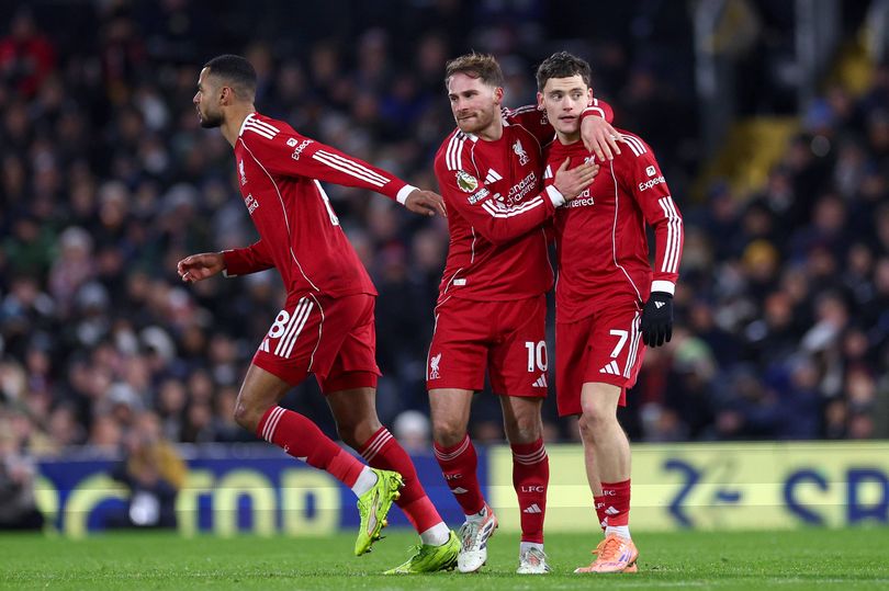 Alexis Mac Allister fumes during Liverpool frustration as fans chant ...