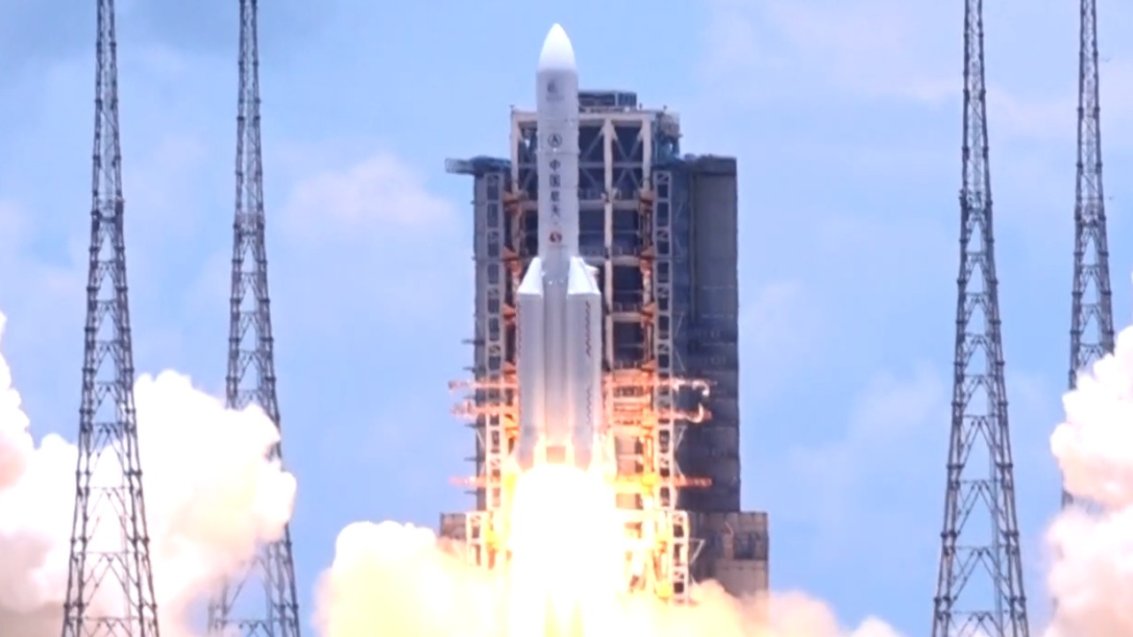 China vs. SpaceX vs. NASA: Who reaches Mars first?