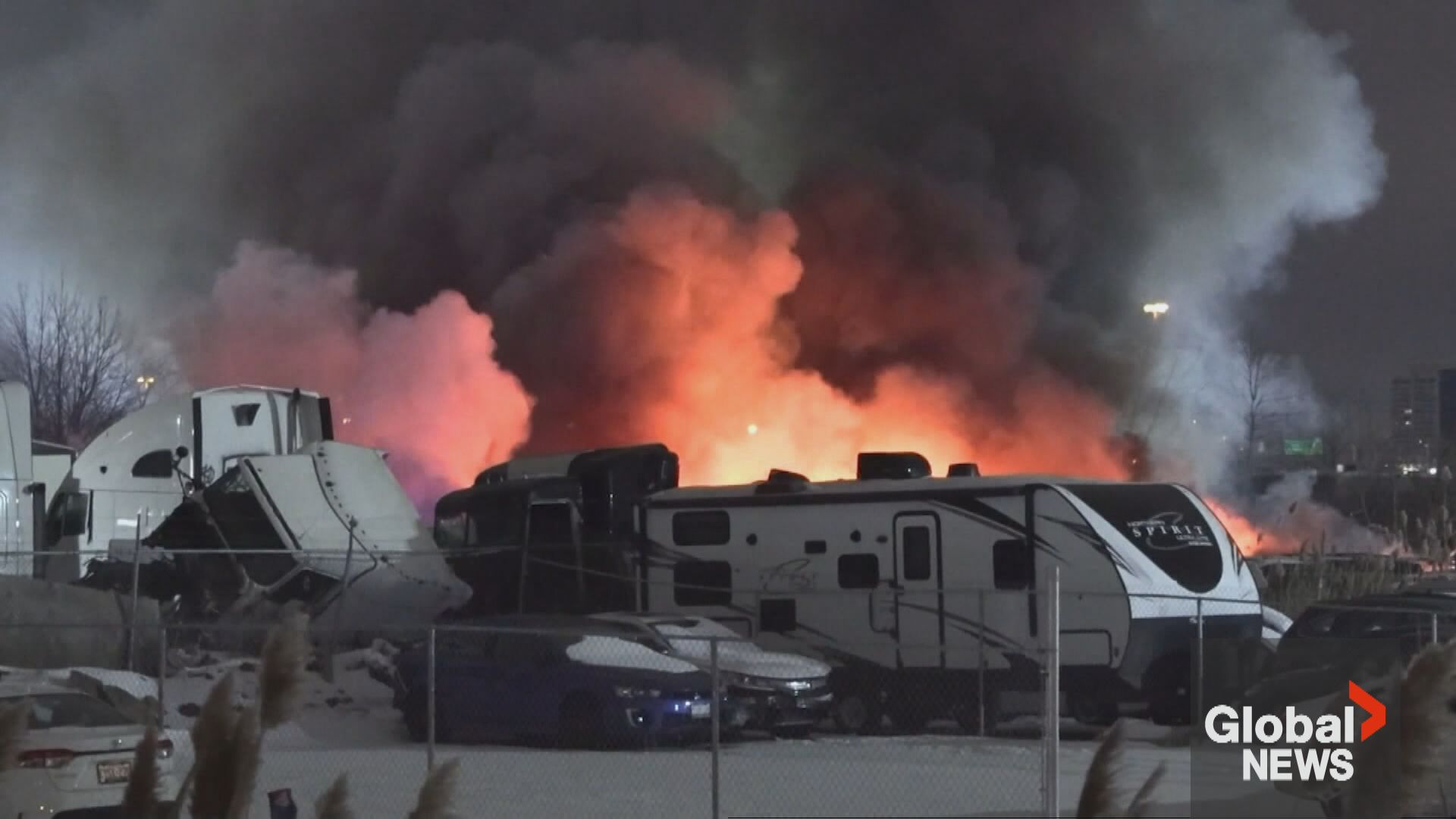 Suspected arson at Brampton tow truck company under investigation